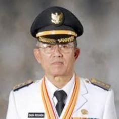 Politikus yang Santun | TOKOH INDONESIA | TokohIndonesia.com | Tokoh.id