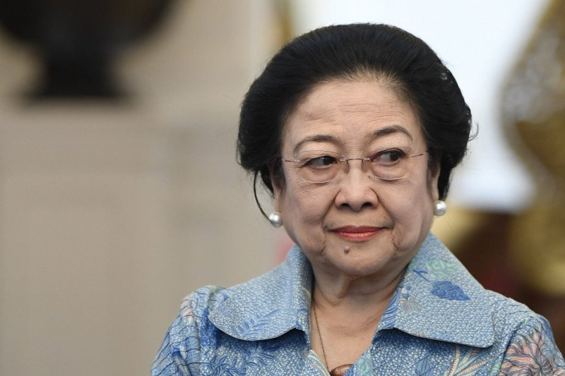 Hoaks, Megawati Asked Jokowi to Fire the TNI Members who Raided PKI ...