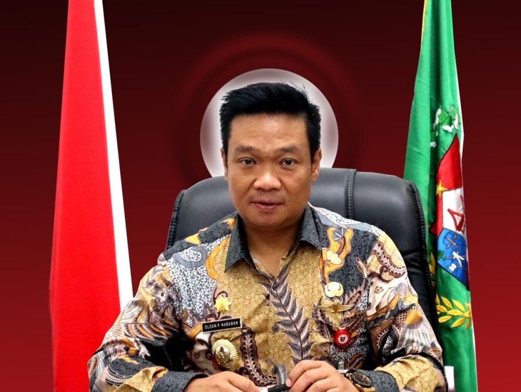 Oloan Paniaran Nababan - TokohIndonesia.com - Tokoh.ID